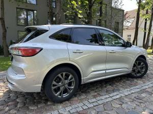Grey Ford Kuga 2020 in Kaunas, with an engine capacity of 1.50 L and mileage of 199 thousand km for 13500 €, photo 5 on AUTOMOTO.COM.LV