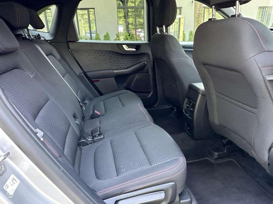 Grey Ford Kuga 2020 in Kaunas, with an engine capacity of 1.50 L and mileage of 199 thousand km for 13500 €, photo 12 on AUTOMOTO.COM.LV