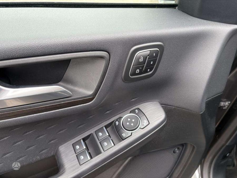 Pelēks Ford Kuga 2020 Radviliškis, ar dzinēja tilpumu 2.49 L un nobraukumu 68 tūkst. km par 20350 €, foto 19 vietnē AUTOMOTO.COM.LV