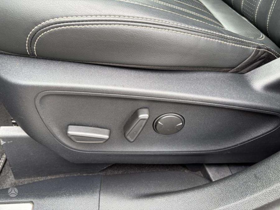 Grey Ford Kuga 2020 in Radviliskis, with an engine capacity of 2.49 L and mileage of 68 thousand km for 20350 €, photo 20 on AUTOMOTO.COM.LV