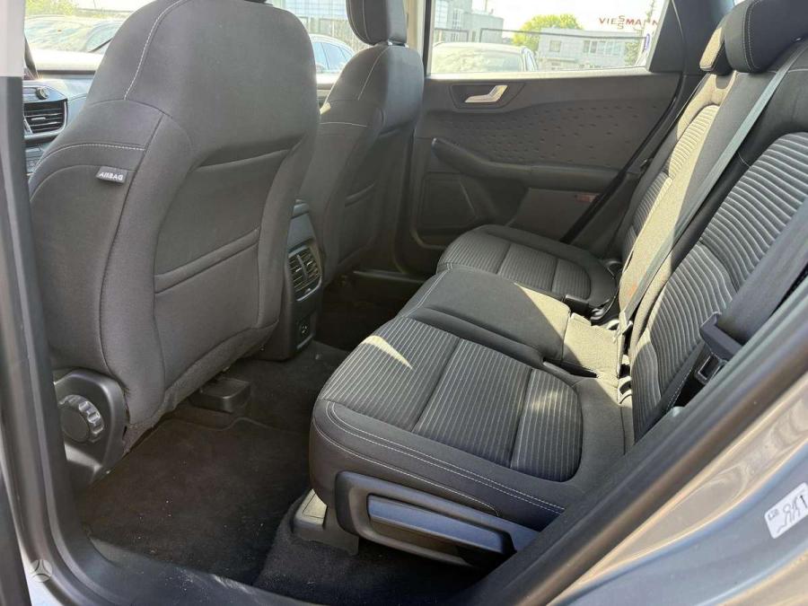 Grey Ford Kuga 2020 in Vilnius, with an engine capacity of 1.50 L and mileage of 188 thousand km for 8800 €, photo 7 on AUTOMOTO.COM.LV
