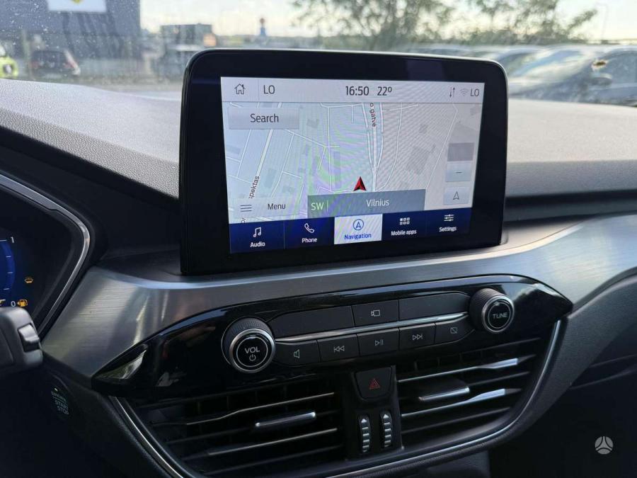 Grey Ford Kuga 2020 in Vilnius, with an engine capacity of 1.50 L and mileage of 188 thousand km for 8800 €, photo 17 on AUTOMOTO.COM.LV