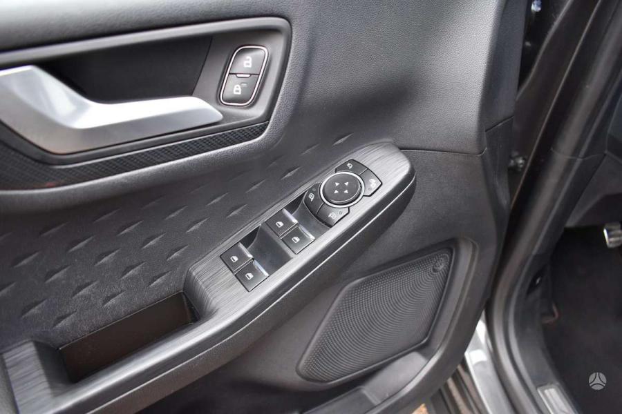 Pelēks Ford Kuga 2020 Tauragė, ar dzinēja tilpumu 2.00 L un nobraukumu 190 tūkst. km par 11700 €, foto 10 vietnē AUTOMOTO.COM.LV