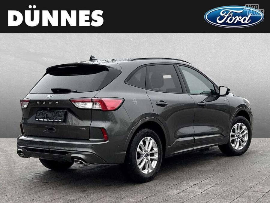 Grey Ford Kuga 2021 in Kaunas, with an engine capacity of 2.50 L and mileage of 42 thousand km for 29497 €, photo 2 on AUTOMOTO.COM.LV