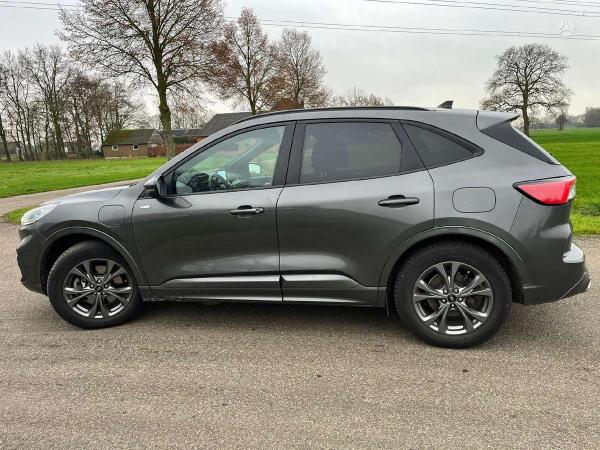 Pelēks Ford Kuga 2021 Viļņa, ar dzinēja tilpumu 2.49 L un nobraukumu 201 tūkst. km par 16800 €, foto 8 vietnē AUTOMOTO.COM.LV