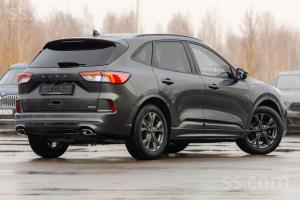 Pelēks Ford Kuga 2021 Jelgava, ar dzinēja tilpumu 1.50 L un nobraukumu 0 tūkst. km par 14950 €, foto 7 vietnē AUTOMOTO.COM.LV