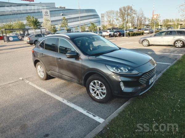 Pelēks Ford Kuga 2021 Rīga, ar dzinēja tilpumu 2.50 L un nobraukumu 114 tūkst. km par 16000 €, foto 2 vietnē AUTOMOTO.COM.LV