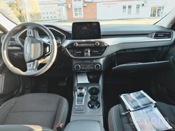 Pelēks Ford Kuga 2021 Rīga, ar dzinēja tilpumu 2.50 L un nobraukumu 114 tūkst. km par 16000 €, foto 5 vietnē AUTOMOTO.COM.LV