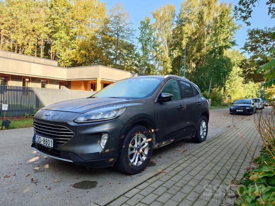 Pelēks Ford Kuga 2021 Rīga, ar dzinēja tilpumu 2.50 L un nobraukumu 121 tūkst. km par 14000 €, foto 1 vietnē AUTOMOTO.COM.LV