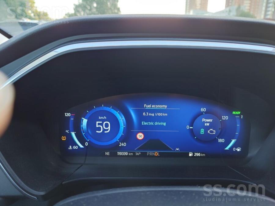 Pelēks Ford Kuga 2021 Rīga, ar dzinēja tilpumu 2.50 L un nobraukumu 121 tūkst. km par 14000 €, foto 19 vietnē AUTOMOTO.COM.LV