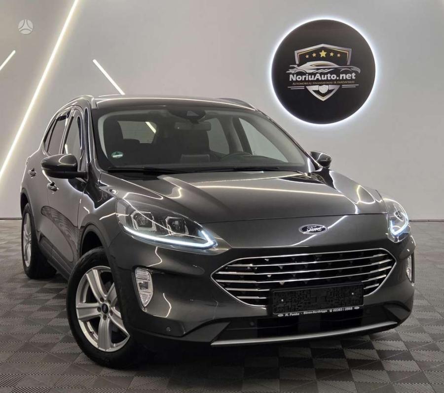 Grey Ford Kuga 2021 in Marijampole, with an engine capacity of 2.00 L and mileage of 82 thousand km for 17999 €, photo 1 on AUTOMOTO.COM.LV