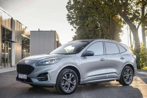 Grey Ford Kuga 2021 in Kaunas, with an engine capacity of 2.49 L and mileage of 191 thousand km for 17700 €, photo  on AUTOMOTO.COM.LV