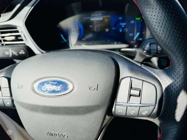 Grey Ford Kuga 2021 in Kaunas, with an engine capacity of 2.49 L and mileage of 145 thousand km for 17900 €, photo 6 on AUTOMOTO.COM.LV