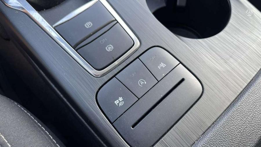 Pelēks Ford Kuga 2021 Marijampole, ar dzinēja tilpumu 1.50 L un nobraukumu 164 tūkst. km par 9490 €, foto 30 vietnē AUTOMOTO.COM.LV