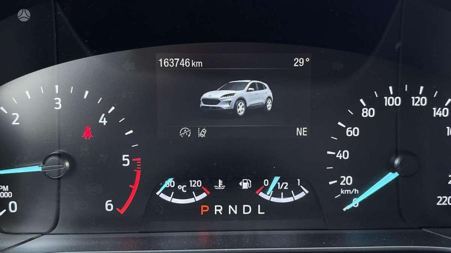 Pelēks Ford Kuga 2021 Marijampole, ar dzinēja tilpumu 1.50 L un nobraukumu 164 tūkst. km par 9490 €, foto 43 vietnē AUTOMOTO.COM.LV