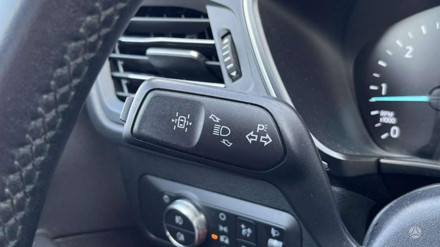Pelēks Ford Kuga 2021 Marijampole, ar dzinēja tilpumu 1.50 L un nobraukumu 164 tūkst. km par 9490 €, foto 58 vietnē AUTOMOTO.COM.LV