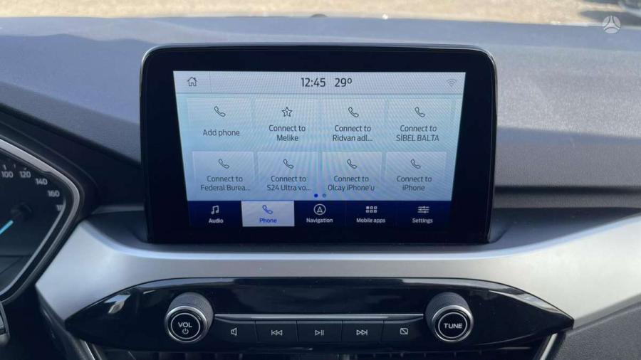 Pelēks Ford Kuga 2021 Marijampole, ar dzinēja tilpumu 1.50 L un nobraukumu 164 tūkst. km par 9490 €, foto 68 vietnē AUTOMOTO.COM.LV