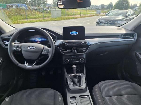 Grey Ford Kuga 2021 in Taurage, with an engine capacity of 1.50 L and mileage of 186 thousand km for 11300 €, photo 10 on AUTOMOTO.COM.LV