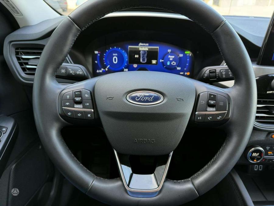 Grey Ford Kuga 2021 in Kaunas, with an engine capacity of 2.49 L and mileage of 157 thousand km for 16900 €, photo 11 on AUTOMOTO.COM.LV