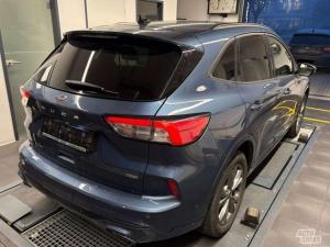 Pelēks Ford Kuga 2022 Kauņa, ar dzinēja tilpumu 2.50 L un nobraukumu 33 tūkst. km par 24254 €, foto 2 vietnē AUTOMOTO.COM.LV