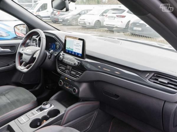 Pelēks Ford Kuga 2022 Kauņa, ar dzinēja tilpumu 2.50 L un nobraukumu 24 tūkst. km par 30614 €, foto 10 vietnē AUTOMOTO.COM.LV