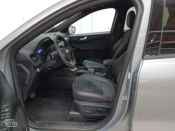 Grey Ford Kuga 2022 in Kaunas, with an engine capacity of 2.00 L and mileage of 81 thousand km for 27025 €, photo 3 on AUTOMOTO.COM.LV