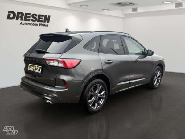 Pelēks Ford Kuga 2022 Kauņa, ar dzinēja tilpumu 2.50 L un nobraukumu 29 tūkst. km par 30115 €, foto 4 vietnē AUTOMOTO.COM.LV