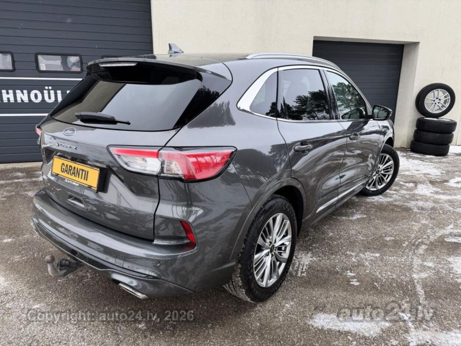 Grey Ford Kuga 2022 in Parnu, with an engine capacity of 2.00 L and mileage of 147 thousand km for 25990 €, photo 6 on AUTOMOTO.COM.LV