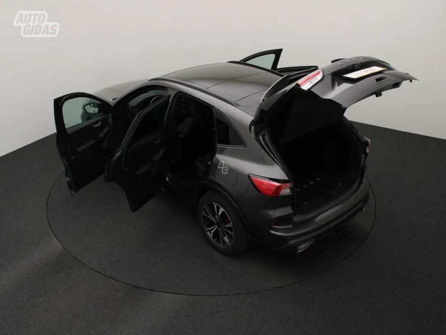 Pelēks Ford Kuga 2022 Viļņa, ar dzinēja tilpumu 2.50 L un nobraukumu 131 tūkst. km par 21899 €, foto 14 vietnē AUTOMOTO.COM.LV