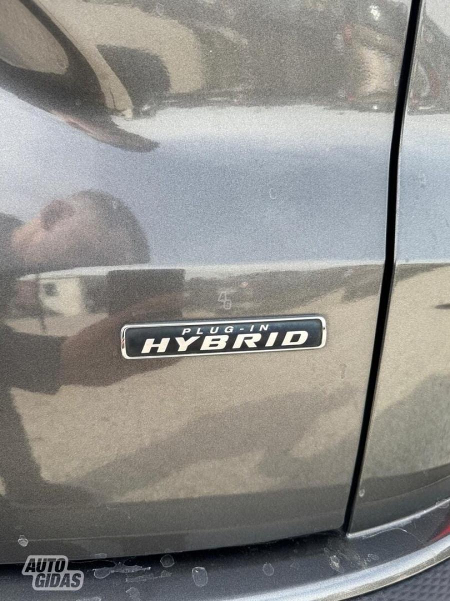 Grey Ford Kuga 2022 in Druskininkai, with an engine capacity of 2.50 L and mileage of 135 thousand km for 15900 €, photo 8 on AUTOMOTO.COM.LV