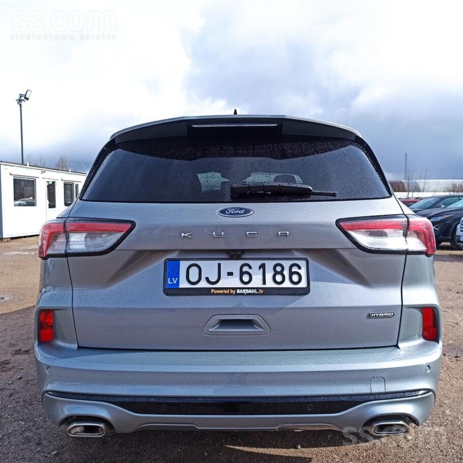 Grey Ford Kuga 2022 in Daugavpils, with an engine capacity of 2.50 L and mileage of 0 thousand km for 18250 €, photo 7 on AUTOMOTO.COM.LV