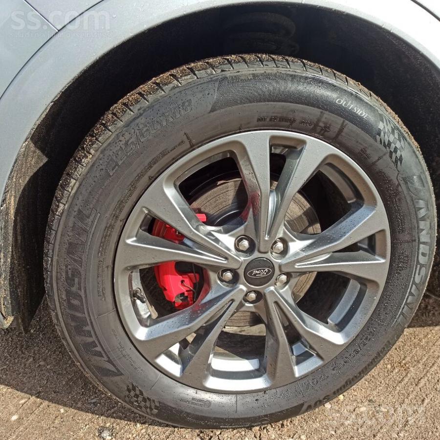 Grey Ford Kuga 2022 in Daugavpils, with an engine capacity of 2.50 L and mileage of 0 thousand km for 18250 €, photo 12 on AUTOMOTO.COM.LV