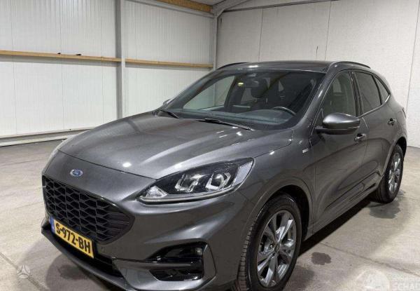 Grey Ford Kuga 2022 in Kaunas, with an engine capacity of 2.49 L and mileage of 160 thousand km for 13189 €, photo 1 on AUTOMOTO.COM.LV