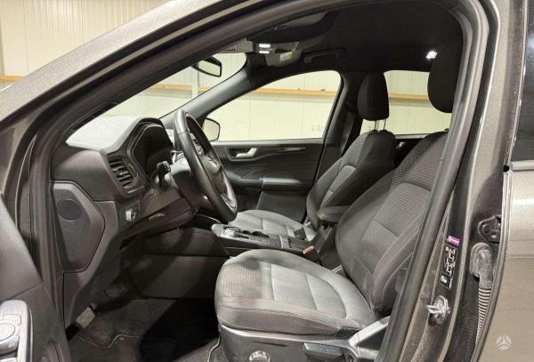 Grey Ford Kuga 2022 in Kaunas, with an engine capacity of 2.49 L and mileage of 160 thousand km for 13189 €, photo 8 on AUTOMOTO.COM.LV