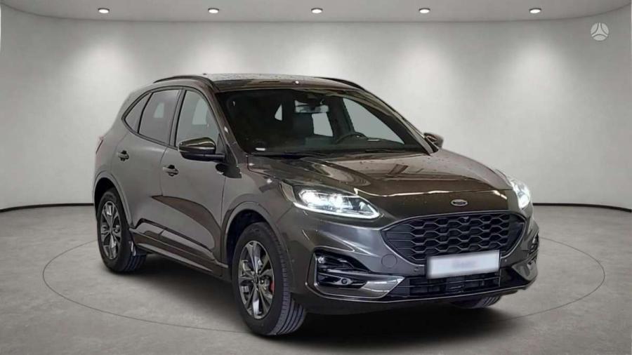 Grey Ford Kuga 2022 in Vilnius, with an engine capacity of 2.49 L and mileage of 114 thousand km for 20777 €, photo 1 on AUTOMOTO.COM.LV