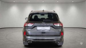 Grey Ford Kuga 2022 in Vilnius, with an engine capacity of 2.49 L and mileage of 114 thousand km for 20777 €, photo 5 on AUTOMOTO.COM.LV