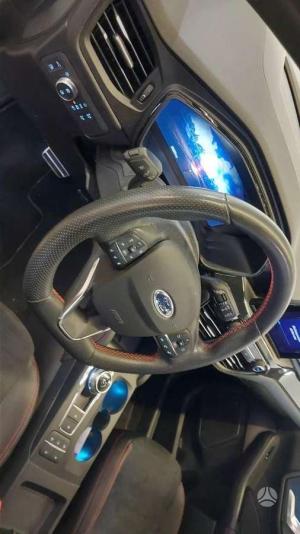 Grey Ford Kuga 2022 in Vilnius, with an engine capacity of 2.49 L and mileage of 114 thousand km for 20777 €, photo 13 on AUTOMOTO.COM.LV