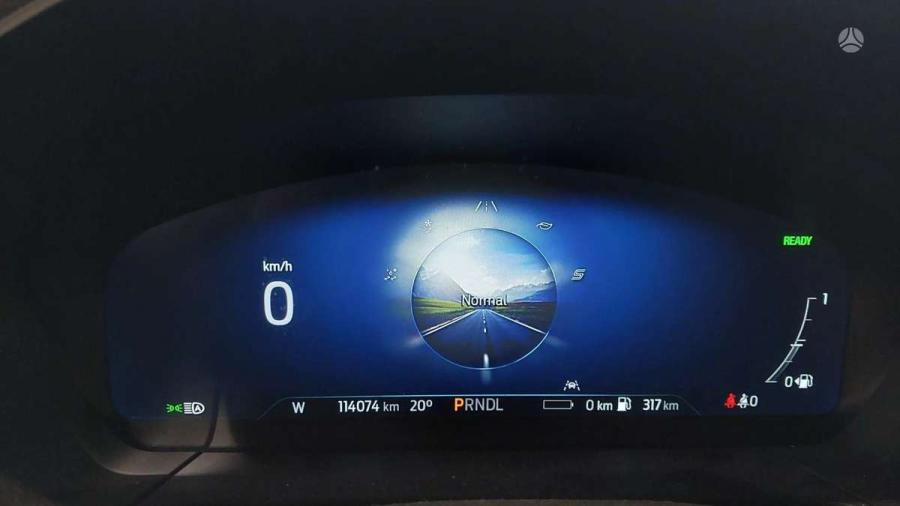 Grey Ford Kuga 2022 in Vilnius, with an engine capacity of 2.49 L and mileage of 114 thousand km for 20777 €, photo 27 on AUTOMOTO.COM.LV
