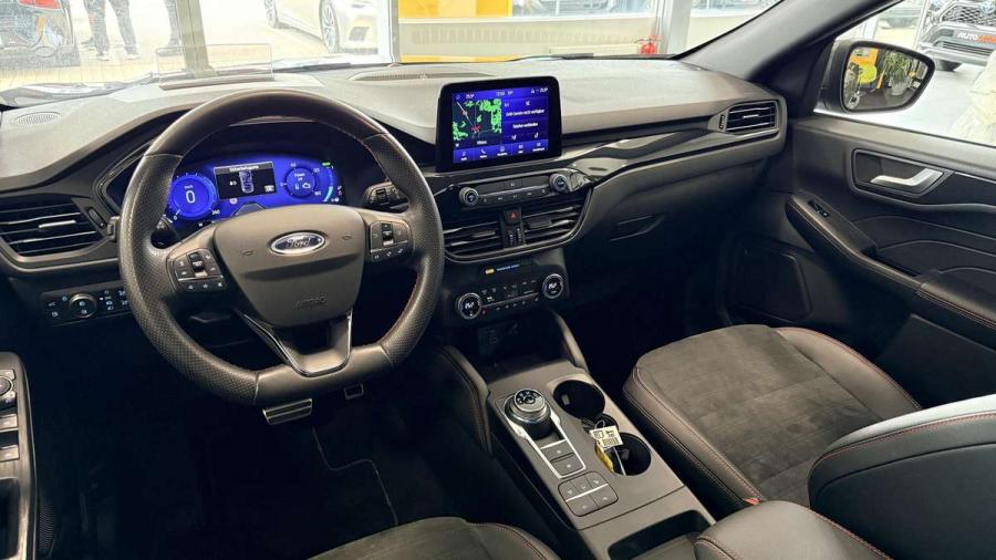 Grey Ford Kuga 2022 in Vilnius, with an engine capacity of 2.50 L and mileage of 114 thousand km for 20989 €, photo 14 on AUTOMOTO.COM.LV