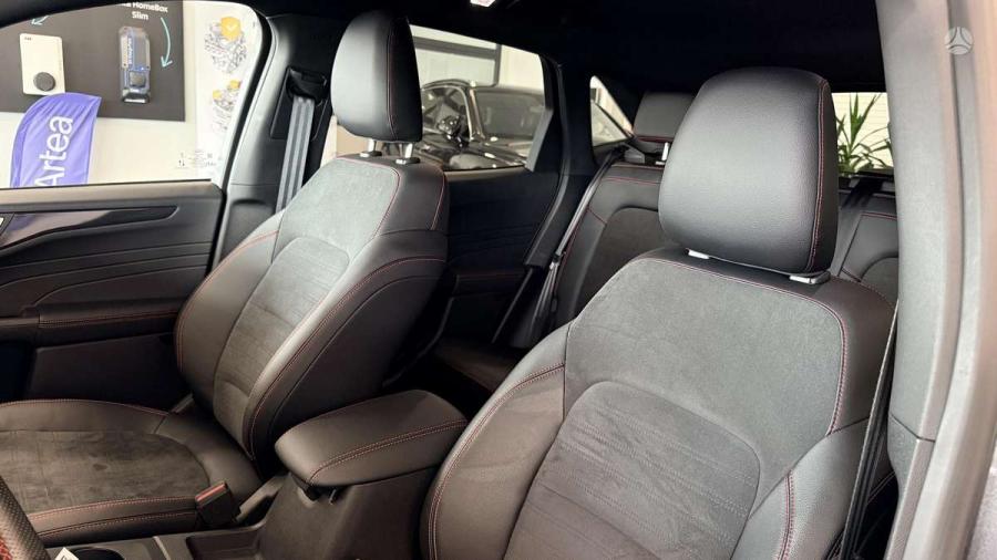 Grey Ford Kuga 2022 in Vilnius, with an engine capacity of 2.50 L and mileage of 114 thousand km for 20989 €, photo 16 on AUTOMOTO.COM.LV