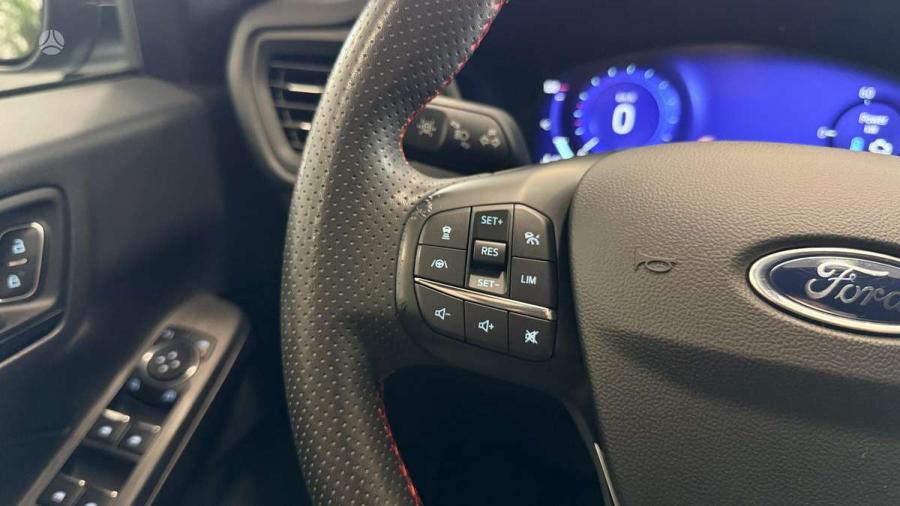 Grey Ford Kuga 2022 in Vilnius, with an engine capacity of 2.50 L and mileage of 114 thousand km for 20989 €, photo 25 on AUTOMOTO.COM.LV