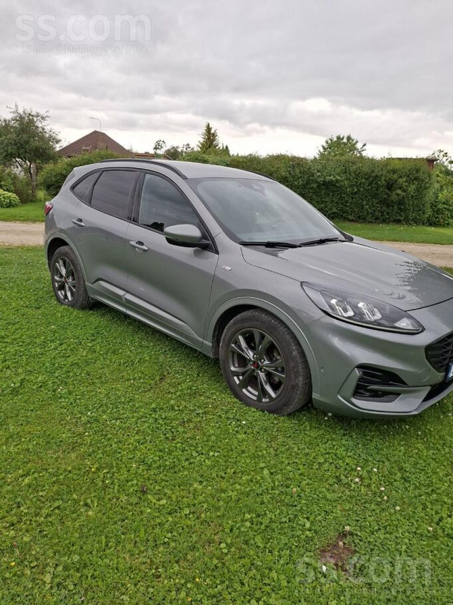 Pelēks Ford Kuga 2022 Bauska, ar dzinēja tilpumu 2.50 L un nobraukumu 68 tūkst. km par 20500 €, foto 3 vietnē AUTOMOTO.COM.LV