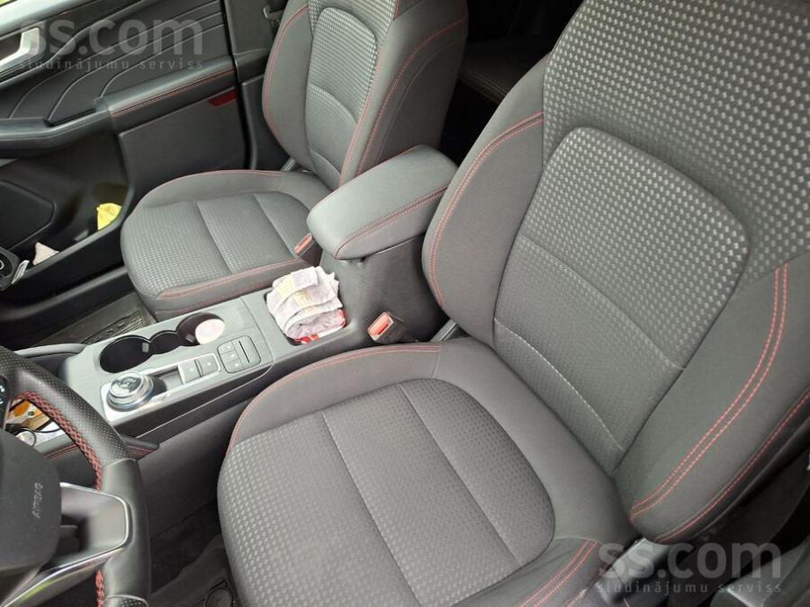 Pelēks Ford Kuga 2022 Bauska, ar dzinēja tilpumu 2.50 L un nobraukumu 68 tūkst. km par 20500 €, foto 11 vietnē AUTOMOTO.COM.LV