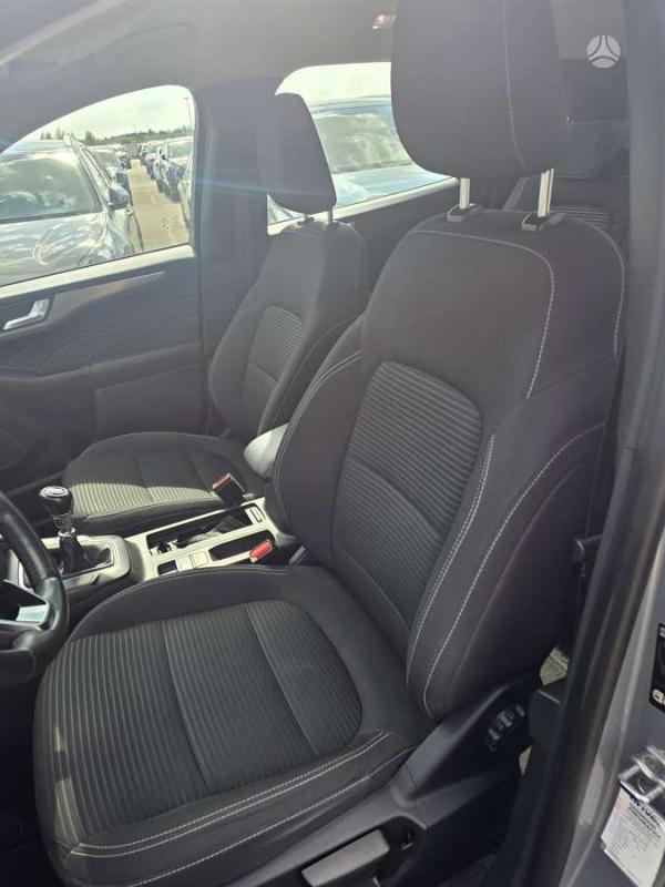 Pelēks Ford Kuga 2022 Viļņa, ar dzinēja tilpumu 1.50 L un nobraukumu 235 tūkst. km par 11900 €, foto 10 vietnē AUTOMOTO.COM.LV