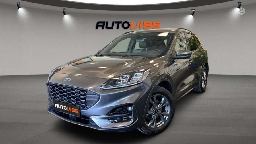 Pelēks Ford Kuga 2022 Viļņa, ar dzinēja tilpumu 2.50 L un nobraukumu 84 tūkst. km par 20989 €, foto 1 vietnē AUTOMOTO.COM.LV