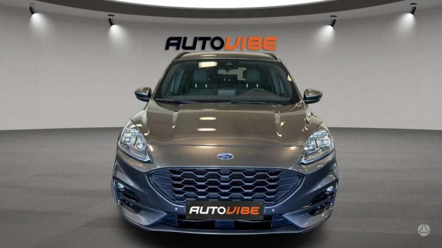 Pelēks Ford Kuga 2022 Viļņa, ar dzinēja tilpumu 2.50 L un nobraukumu 84 tūkst. km par 20989 €, foto 3 vietnē AUTOMOTO.COM.LV