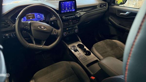 Grey Ford Kuga 2022 in Vilnius, with an engine capacity of 2.50 L and mileage of 84 thousand km for 20989 €, photo 9 on AUTOMOTO.COM.LV