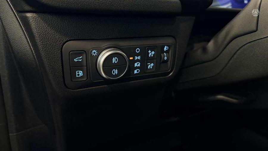 Pelēks Ford Kuga 2022 Viļņa, ar dzinēja tilpumu 2.50 L un nobraukumu 84 tūkst. km par 20989 €, foto 28 vietnē AUTOMOTO.COM.LV
