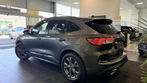 Pelēks Ford Kuga 2022 Viļņa, ar dzinēja tilpumu 2.50 L un nobraukumu 84 tūkst. km par 20989 €, foto 34 vietnē AUTOMOTO.COM.LV