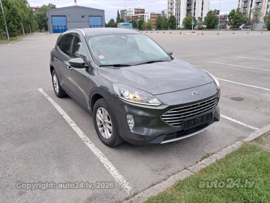 Grey Ford Kuga 2022 in Tallinn, with an engine capacity of 2.50 L and mileage of 182 thousand km for 16600 €, photo 1 on AUTOMOTO.COM.LV